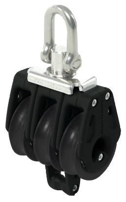 Control 30 triple block with becket Lewmar