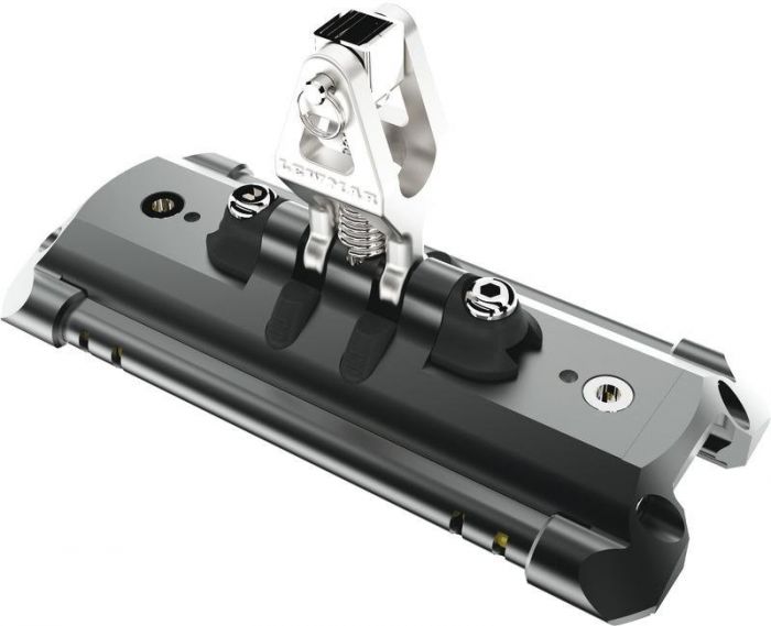 Mainsheet car size 2 with upstand Lewmar